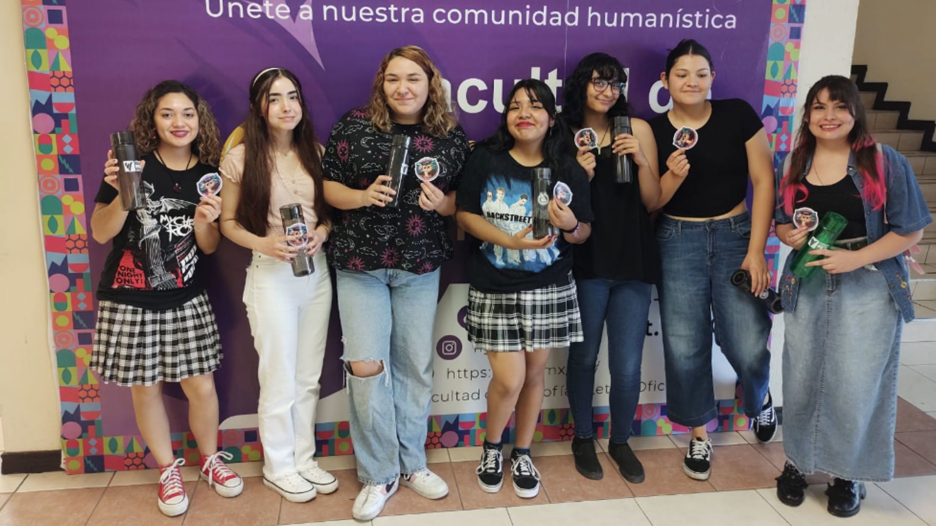 Regresan a las aulas las y los alumnos de la Facultad de Filosofía y ...